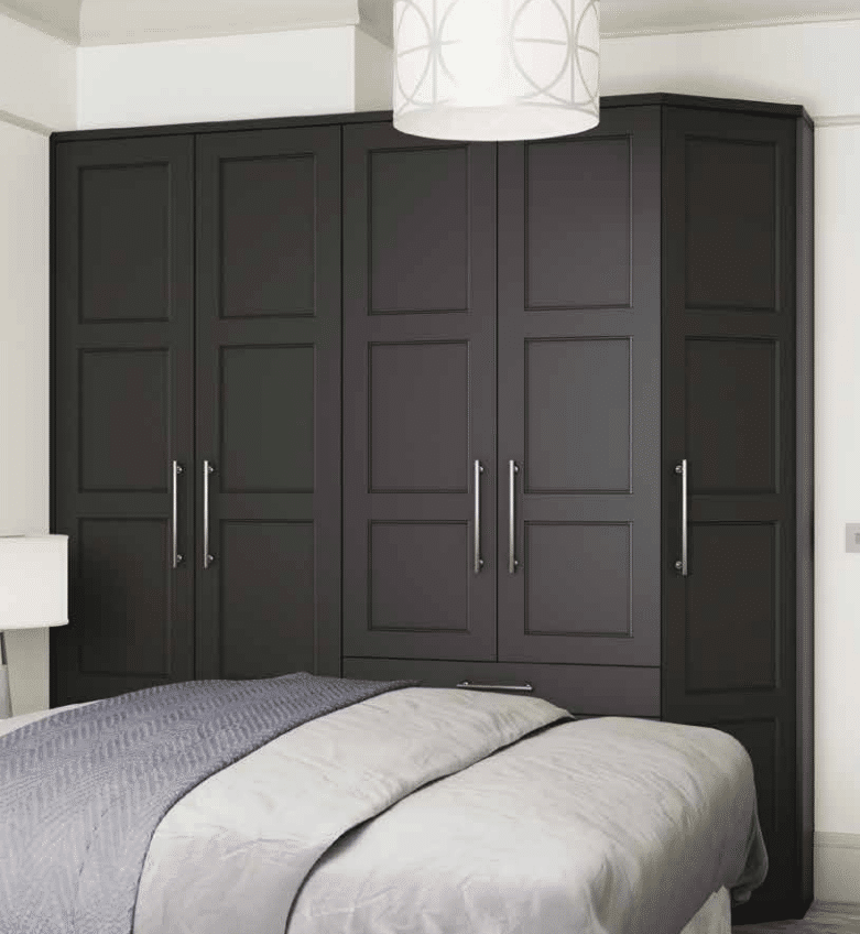 Fitted Shaker Style Wardrobes | Shaker Cabinet | Thomas Matthew