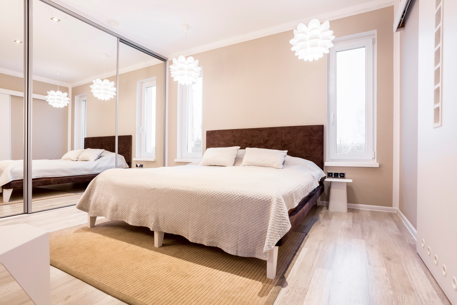 Fitted mirrored wardrobes | Space Saving Bedroom Furniture
