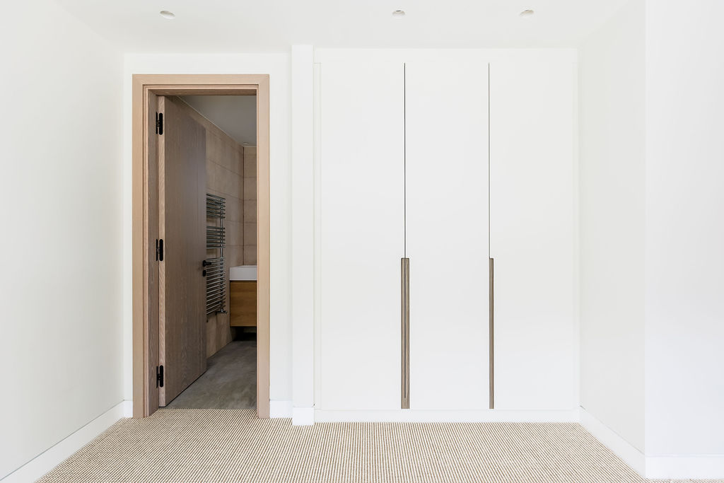 Floor To Ceiling Fitted Wardrobes | Bespoke High Wardrobes