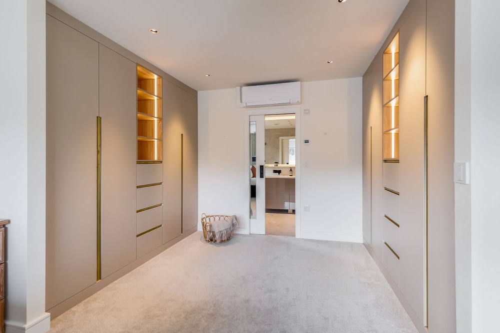 Fitted Dressing Room - Thomas Matthew Bespoke Kitchens & Furniture