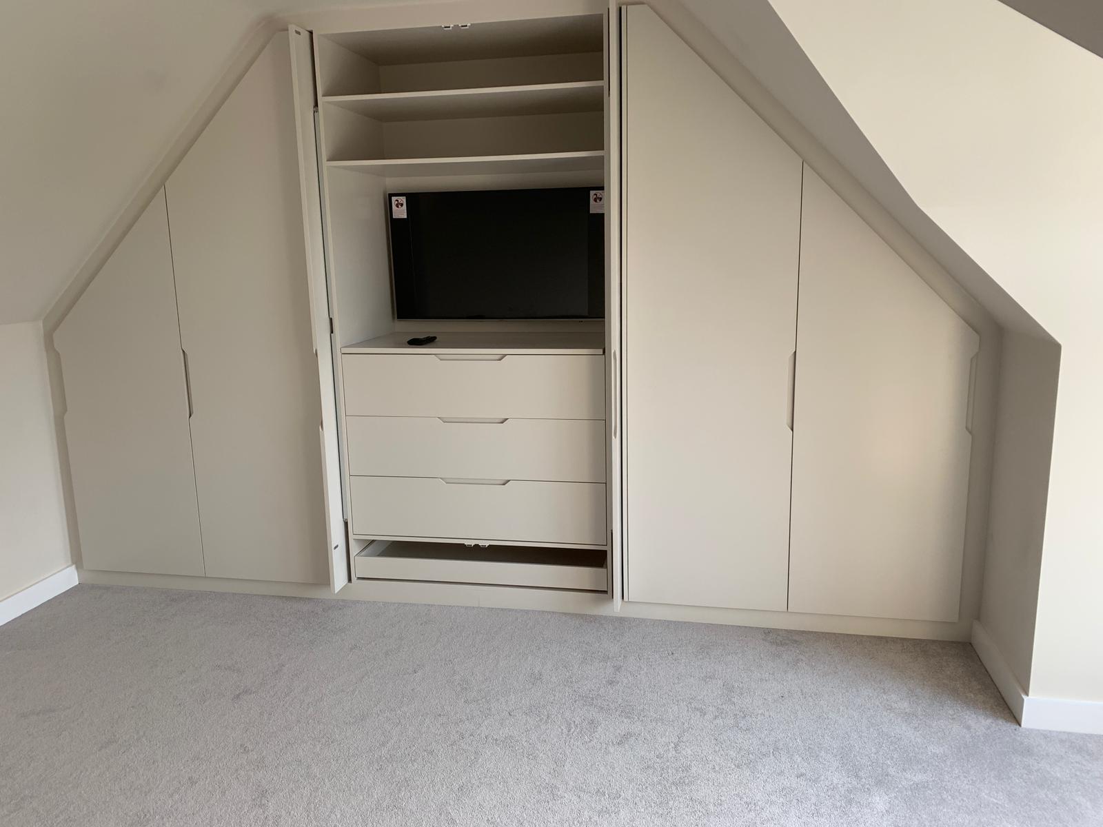 Modern Fitted Wardrobes | Contemporary Bedroom furniture