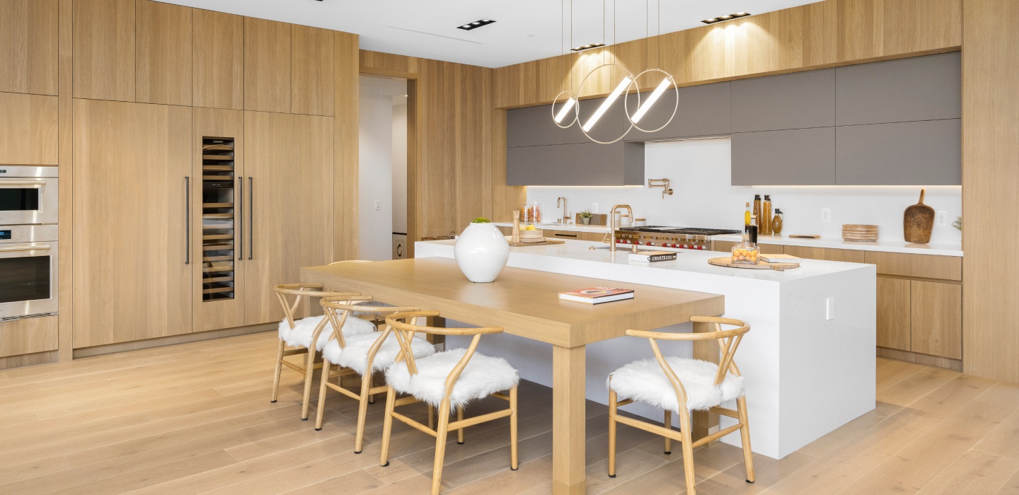 Are oak kitchens still in style? - Thomas Matthew Bespoke Kitchens ...